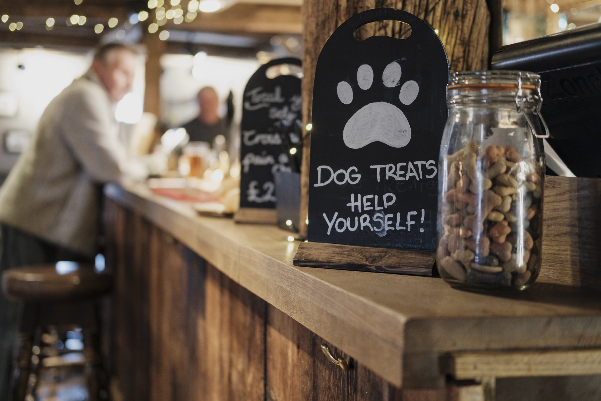 The Crown Inn - Fuller's Pub and Hotel Near Southampton