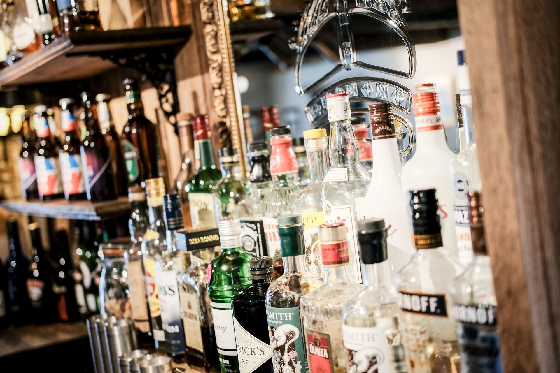 Drinks at The Crown Inn Hotel and Pub in Southampton